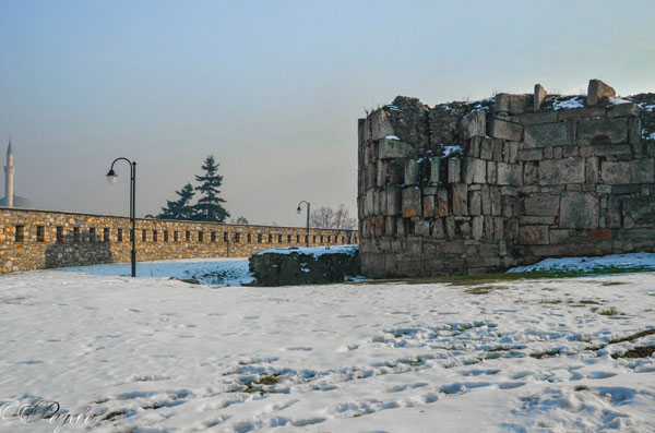 СКОПИЕ ~ Споделена магия...