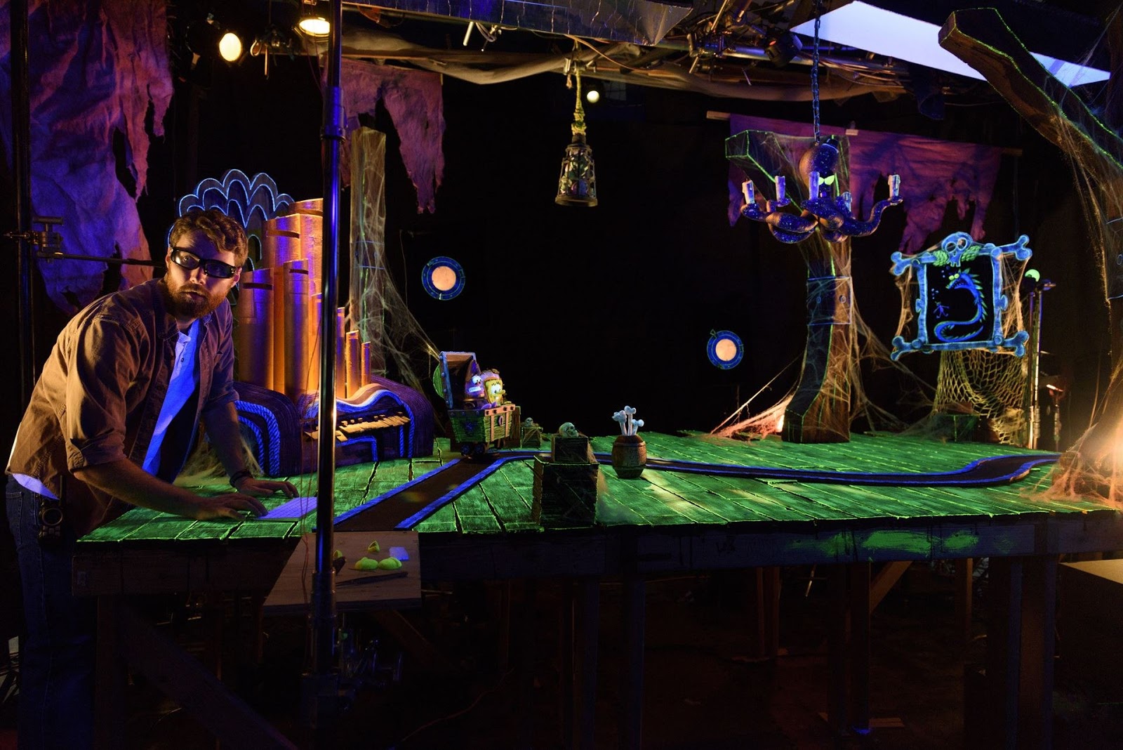 NickALive!: Screen Novelties Delivers Spooky Thrills and Chills for New ...