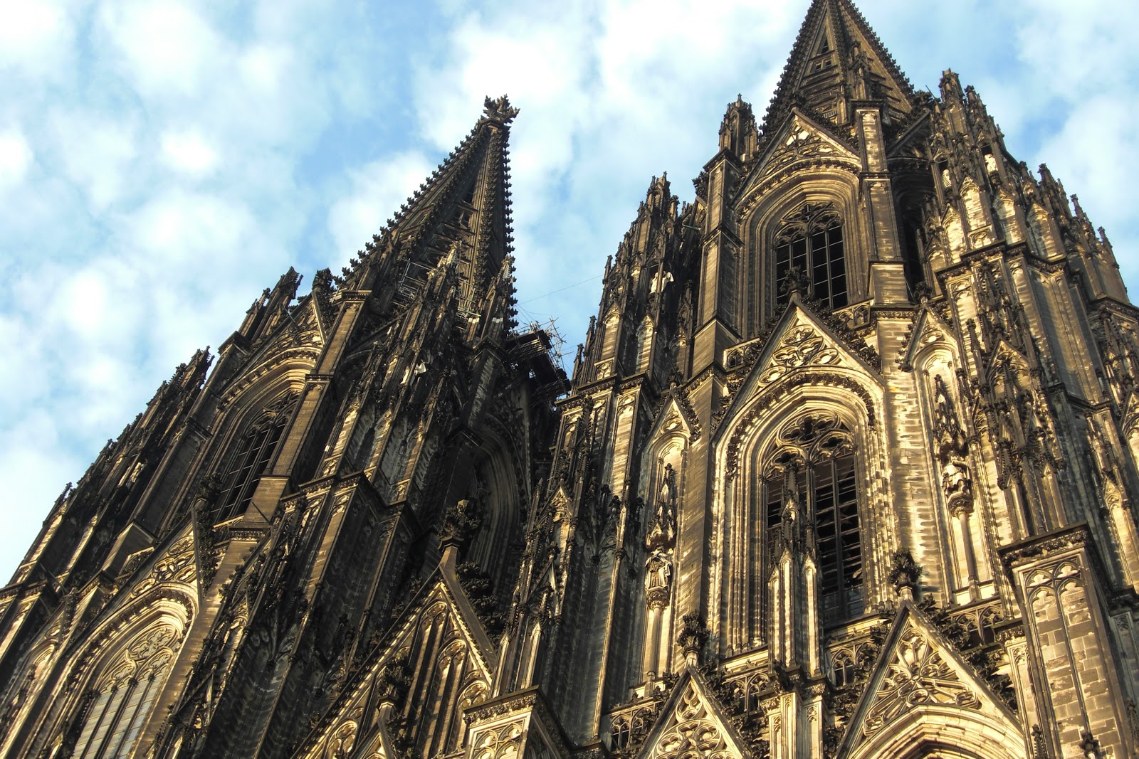 ZEPHYRINUS.: Cologne Cathedral (Part Three)