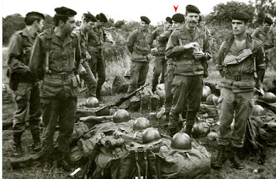 The Beret Project: The Distinctive Beret of the Commandos de Chasse