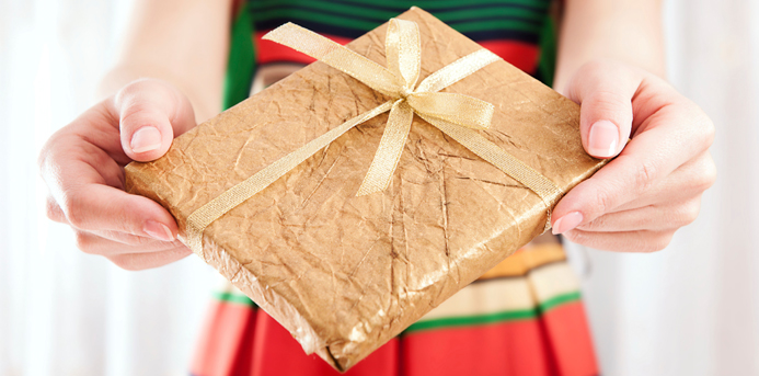 James D. Best: It's Christmas. Top Dozen Tips for Book Gift Giving