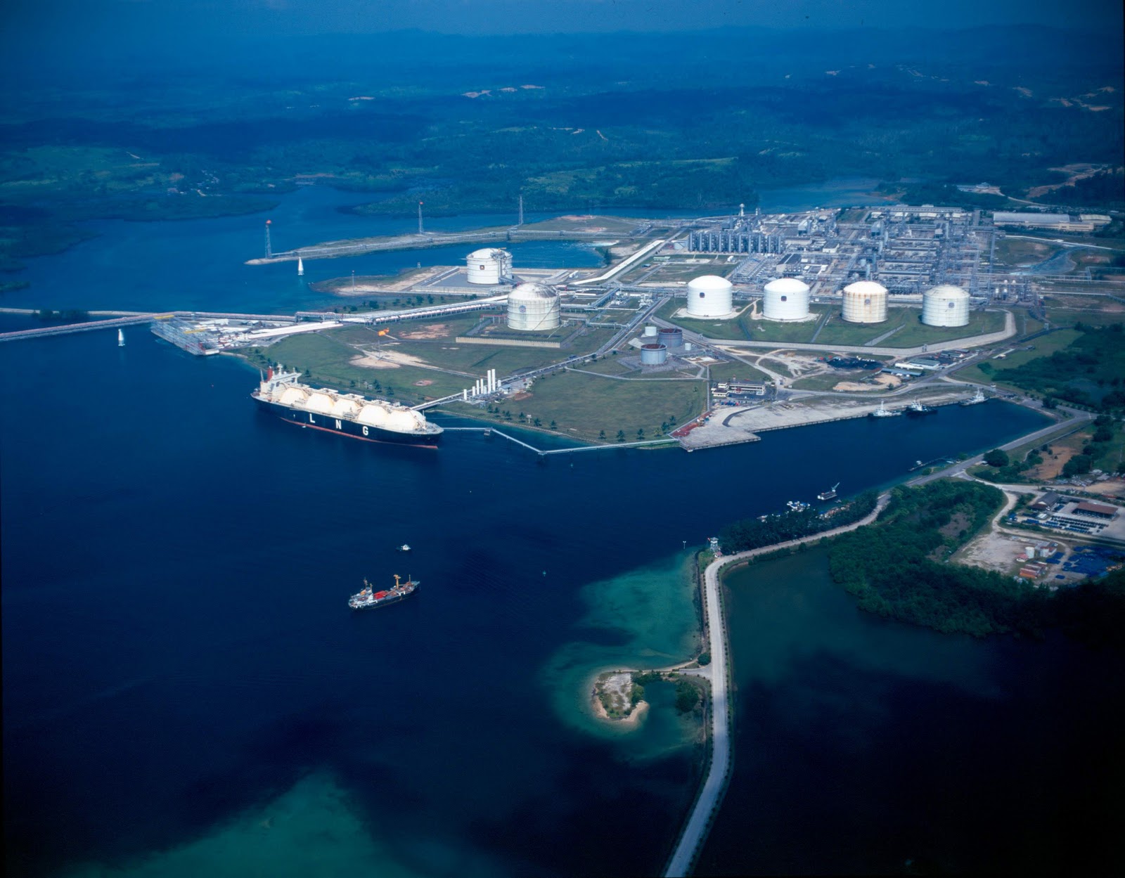 nandar risnandar: MY PLANT SITE LNG BADAK BONTANG