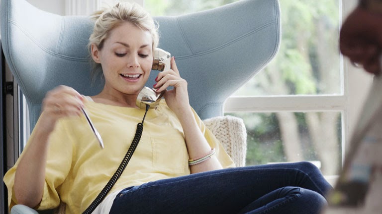 Beautiful colorful pictures and Gifs: Phone Calls-Call me