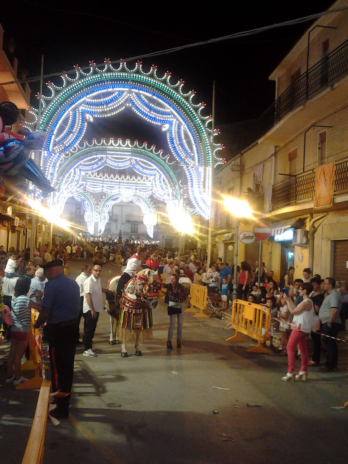 looking for identity: Parade of horses in Racalmuto