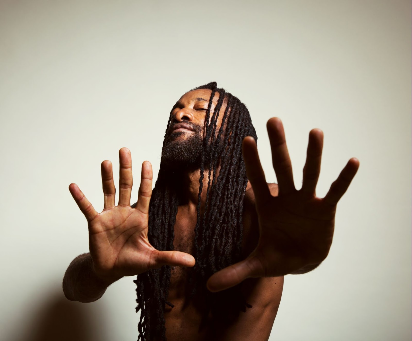 Reggaediscography: JUNIOR KELLY - DISCOGRAPHY: (Reggae Singer)