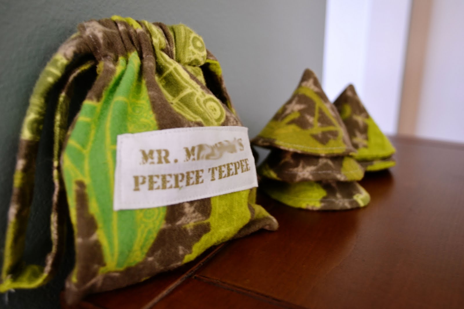 Baby Shower Gift: DIY Peepee Teepee |The Domestic Domicile