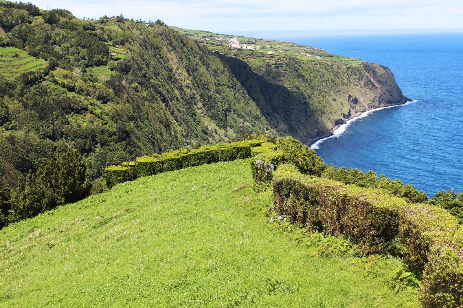 Eletään aikuisesti .: Azorit: Autoteitä ja / tai ulkoilureittejä.