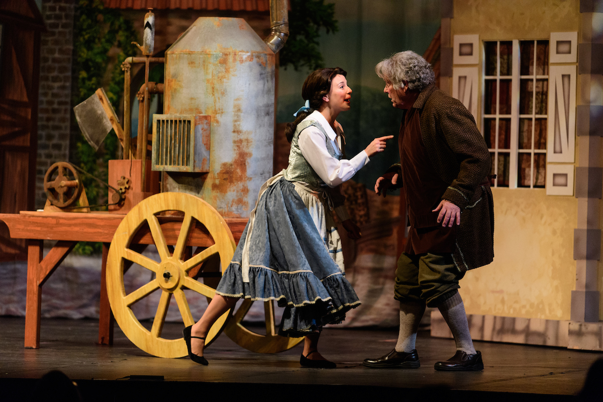 Media Theatre News!: FIRST LOOK PHOTOS: DISNEY'S 'BEAUTY AND THE BEAST ...