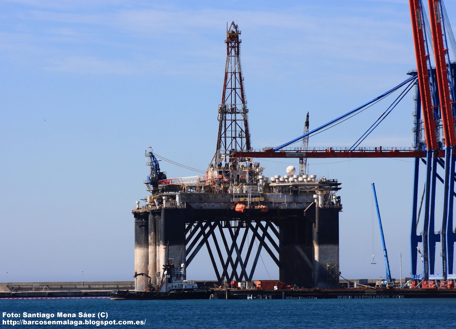 Barcos en Málaga: PLATAFORMA PETROLÍFERA SEDCO 702