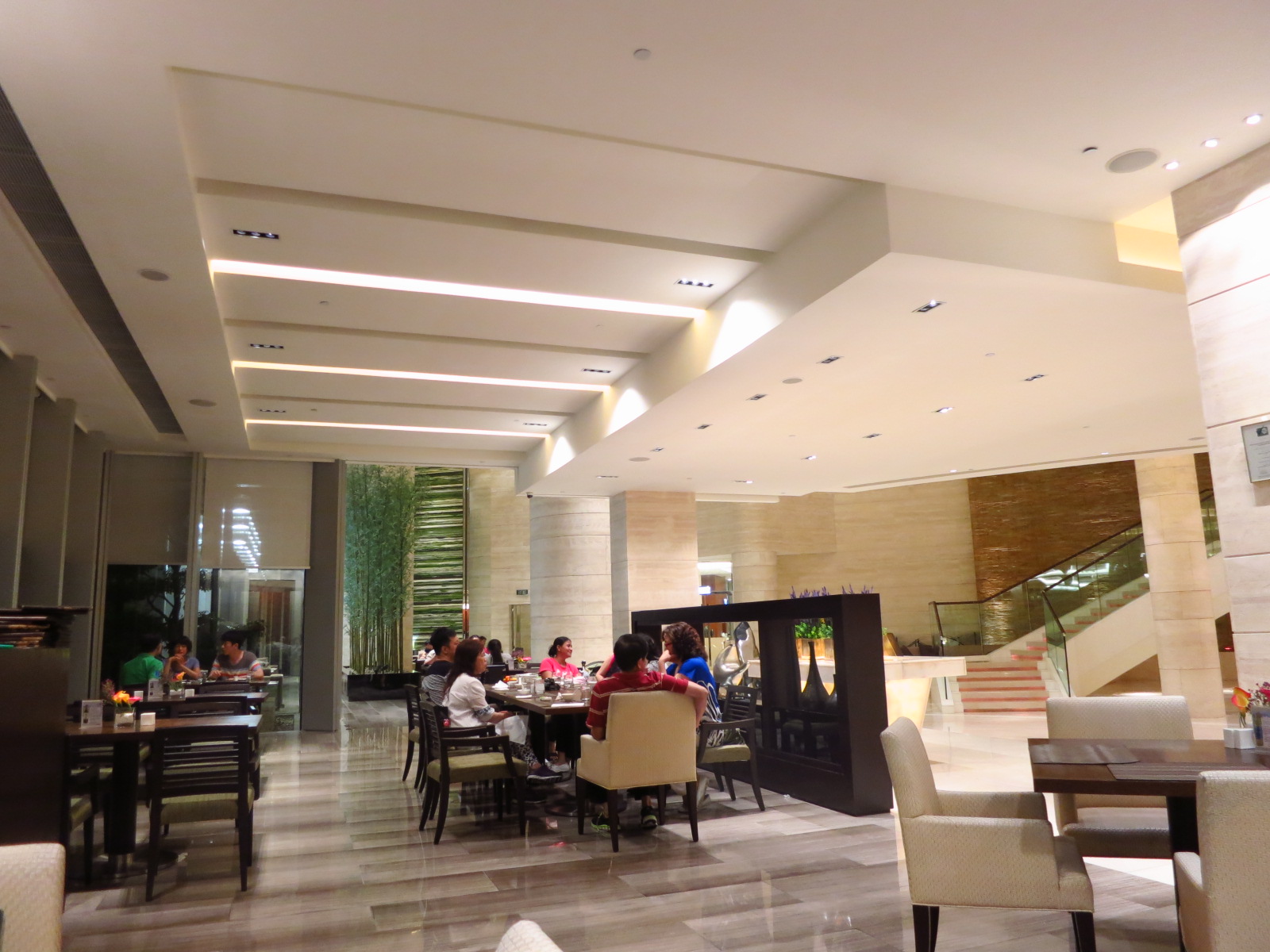 jj......life of an ordinary: Manhattan Hill Club House@荔枝角 - 尊"貴"會所