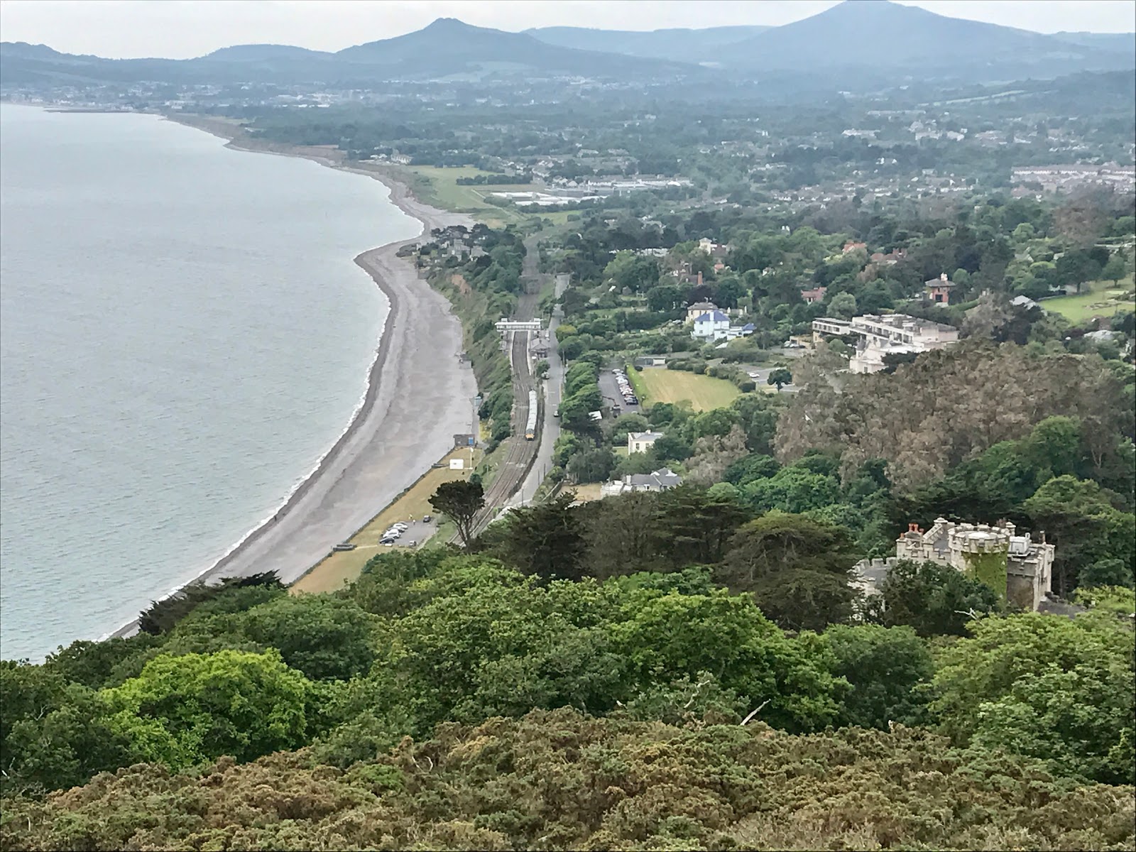 brownypoints: Day 7: Emerald Isle Last Stop: Castle on the hill