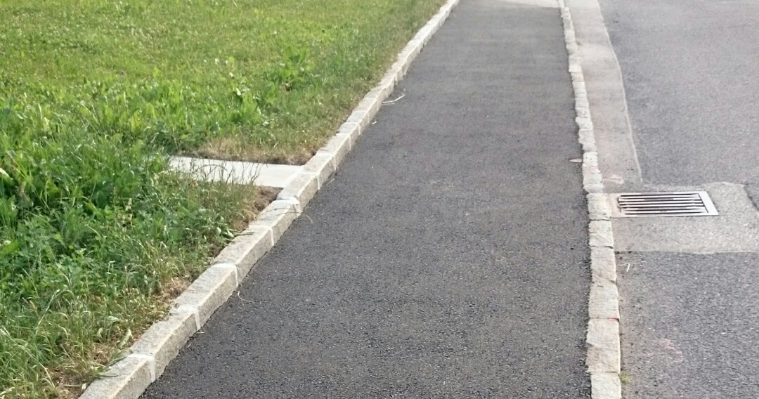 Zukunft Lunz: Gehsteig Feuerwehr - Mein Cafe und Blumenzeit