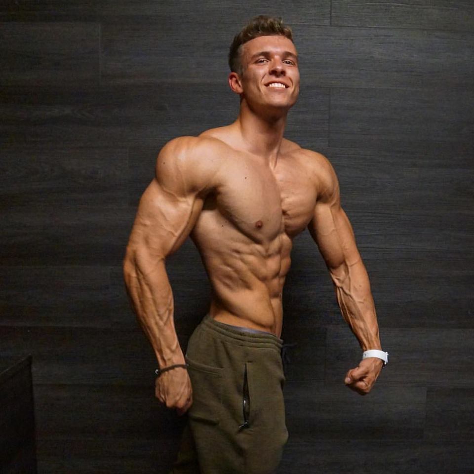 the beauty of male muscle: Joe