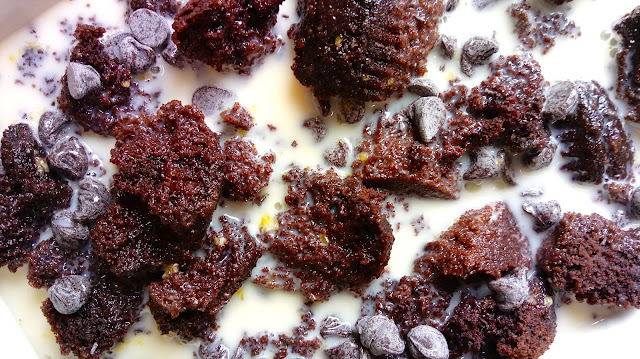At Home with the Loverbees: Chocolate Cupcake Bread Pudding