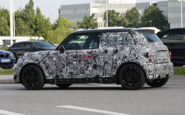 Speedmonkey: The 2013 MINI - or is it a MAXI?