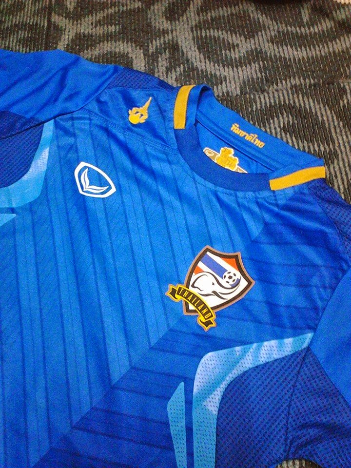Menjual Jersi Online : Thailand Jersey