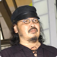 Harry Roesli Tokoh Musik Kontemporer Indonesia