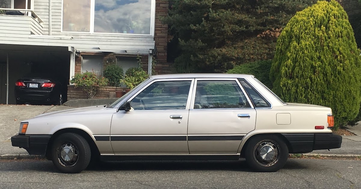 Seattle's Old Cars: 1984 Toyota Camry - I Come to Bury Detroit, Not to ...