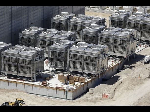 UNDER MATTAN: USA bygger största spioncentret på jorden... 2013 update (2)