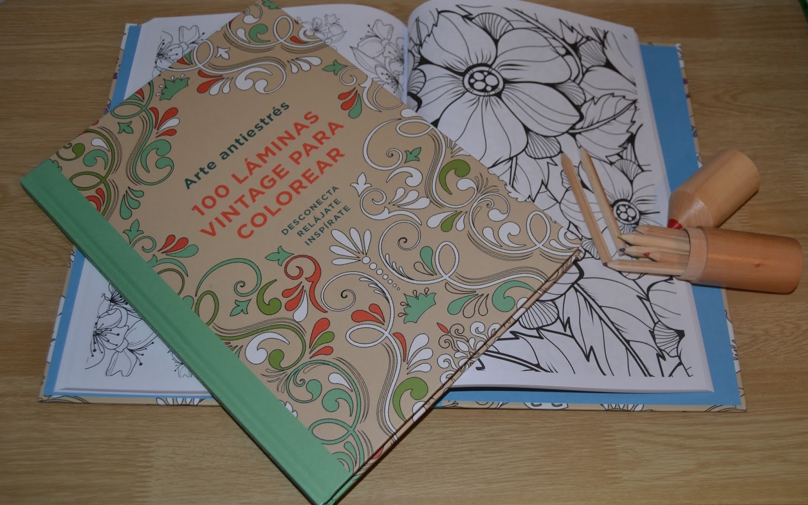 El Devorador de Libros: Arte Antiestrés, libros para colorear