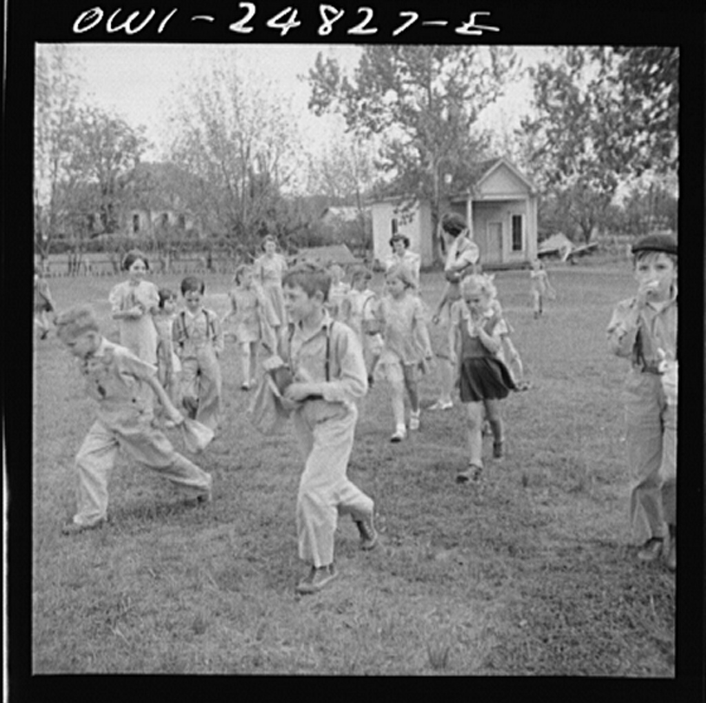 Photographs of America’s Children From the 1940s by John Vachon ...