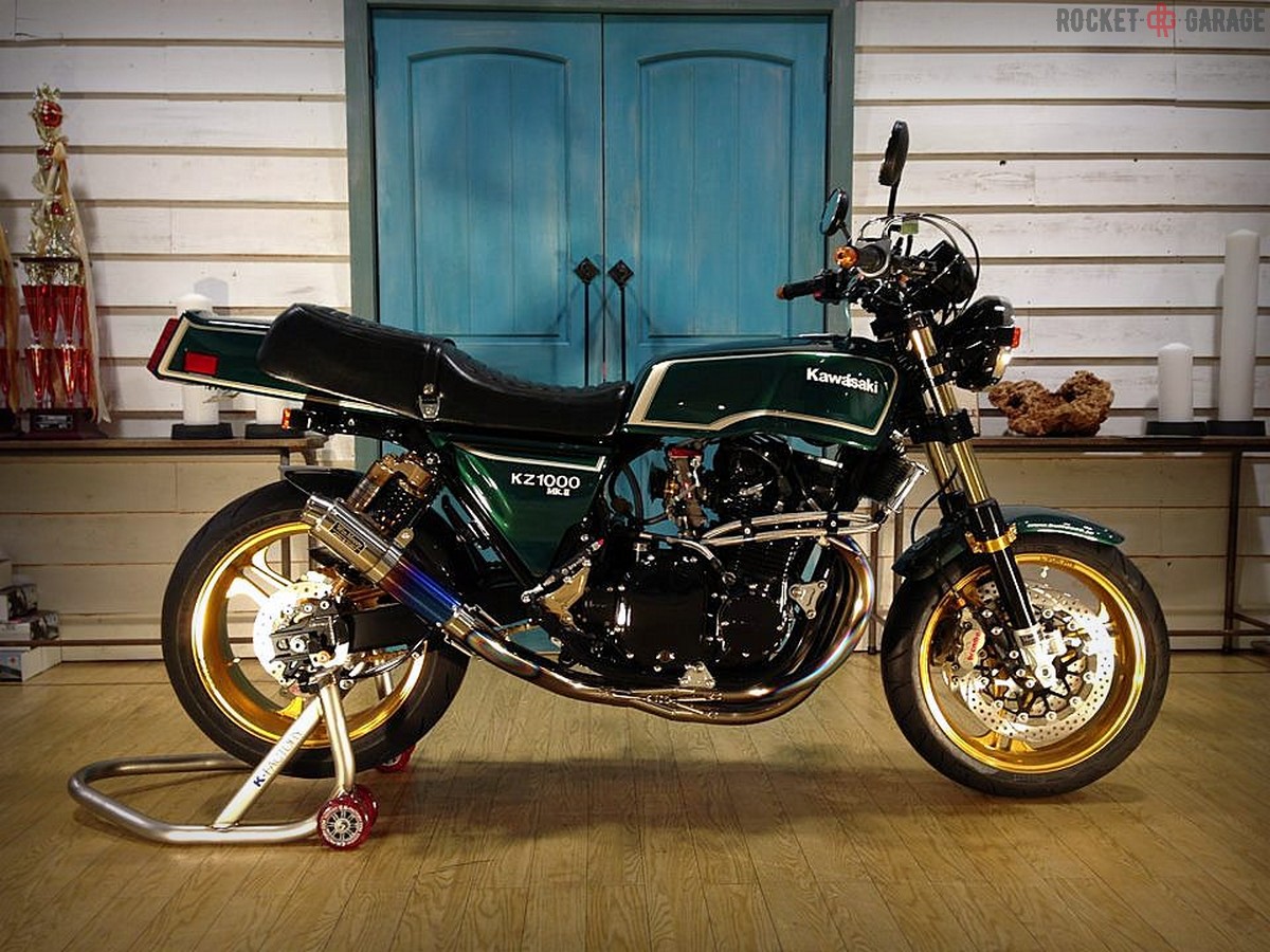BULLDOCK.JAPAN GT-M Z1R - RocketGarage - Cafe Racer Magazine