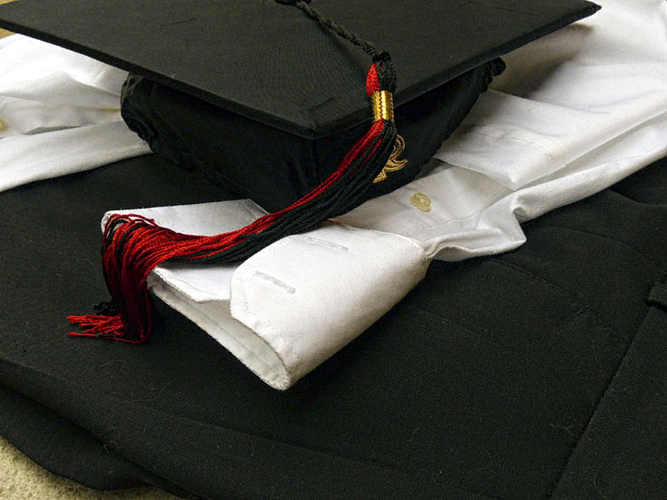 Always Home And Uncool Worst Commencement Speech Advice Ever always-home-and-uncool-worst-commencement-speech-advice-ever