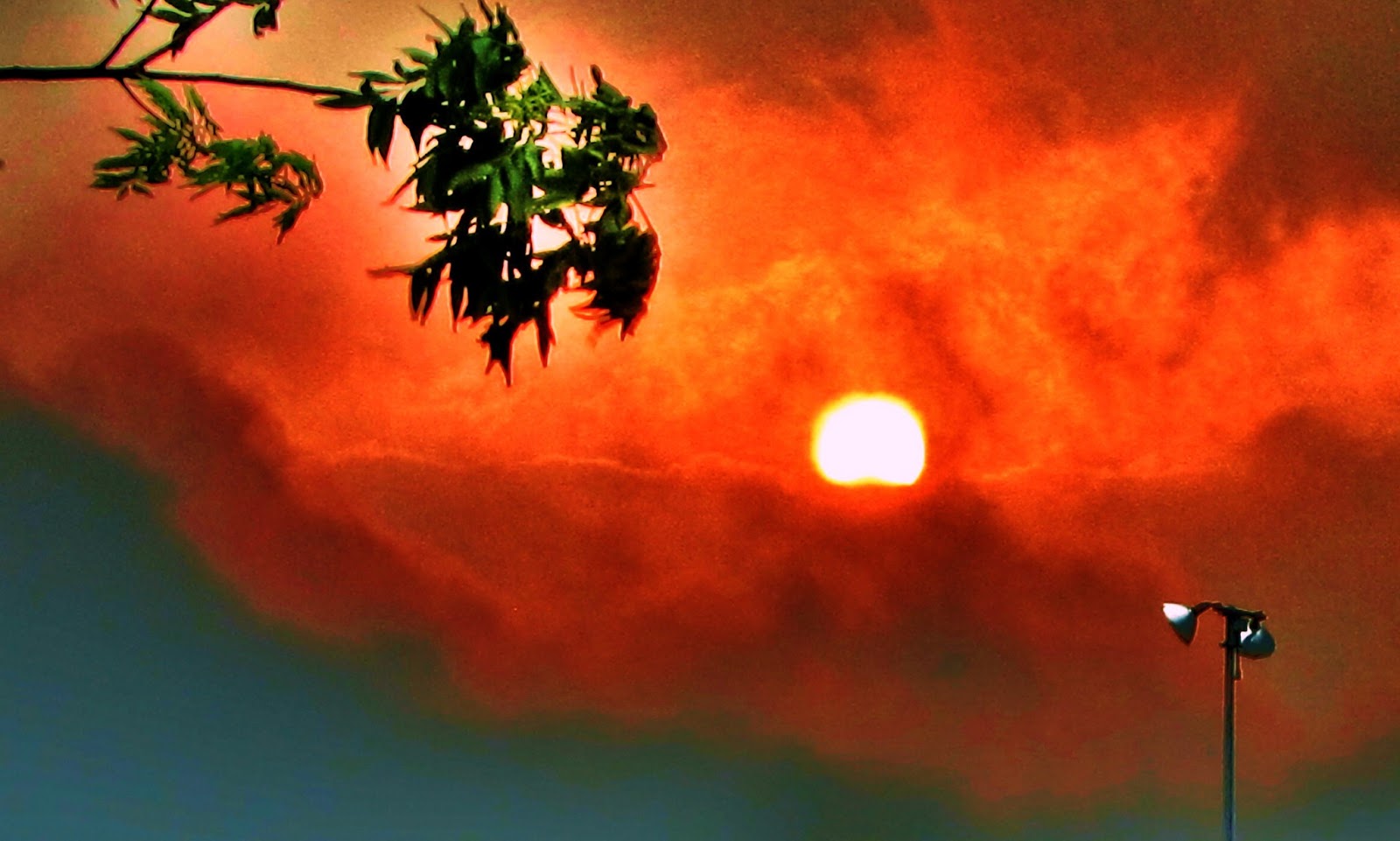 Idle Photography: Angry Sun