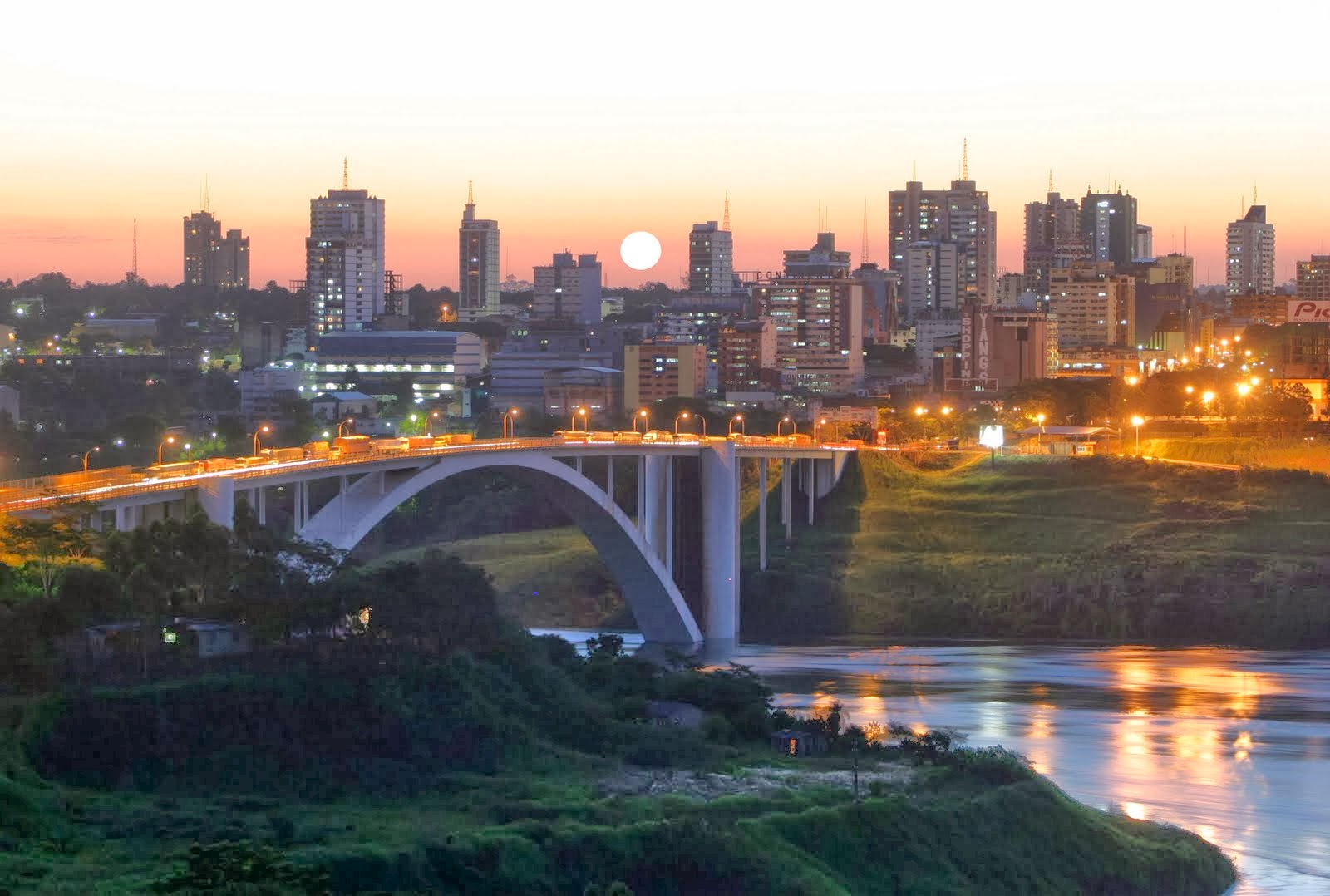 Panorama Acquamania Family Hotel: Os encantos do Paraguai!