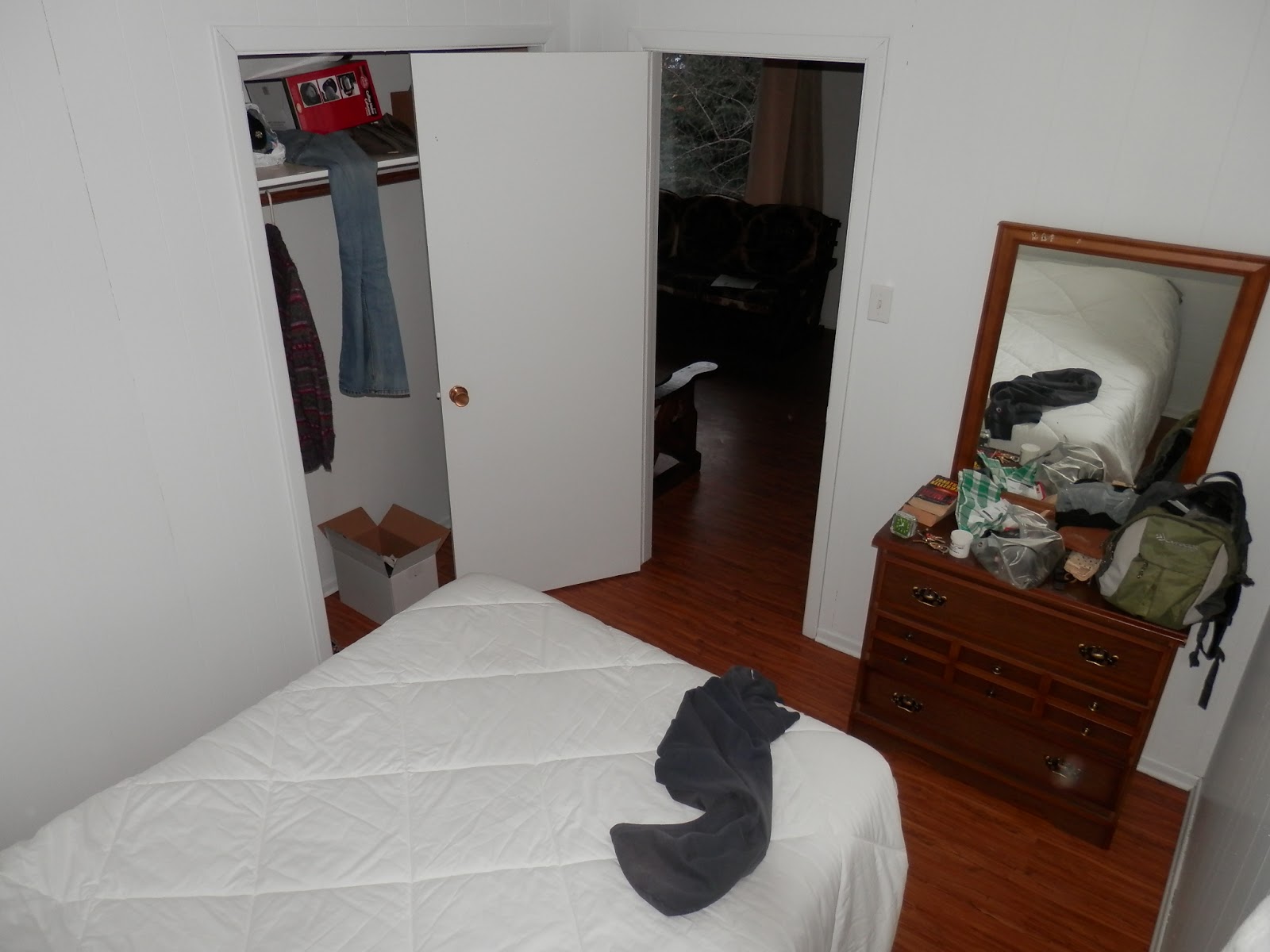 Travel with Kevin and Ruth: A better look at our "cabin"...