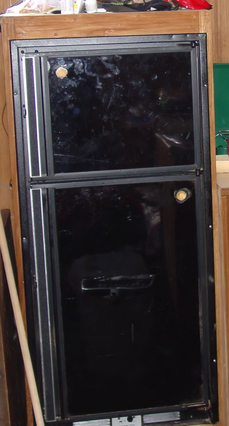 Phoenix's Flight: We Have Refrigeration! -- Installing our Frigoboat ...