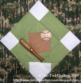 Twi-Quilters: Stephenie Meyer Quilt: Vampire Baseball