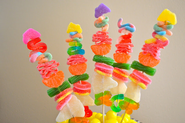 A Dose of Serendipity: CANDY KABOBS...