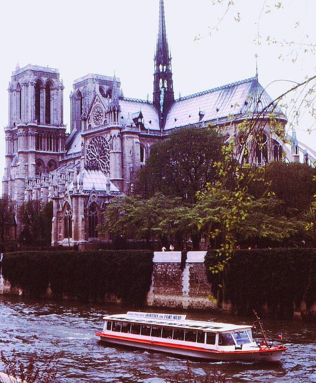 31 Wonderful Photos Capture Street Scenes of Paris in the Late 1970s ...