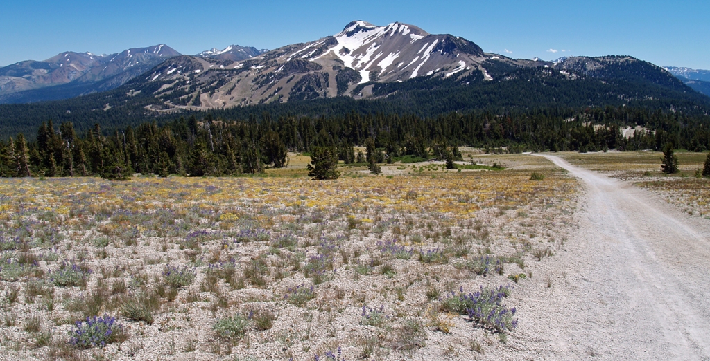 Open Air and Sunshine: Minaret Vista - Hiking Mammoth Lakes, CA