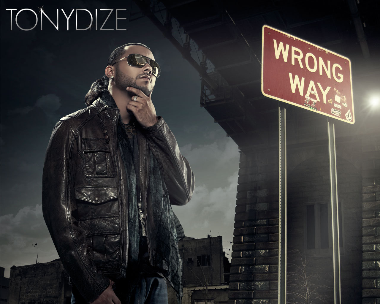 Luigi Gallego: Biografia Tony Dize