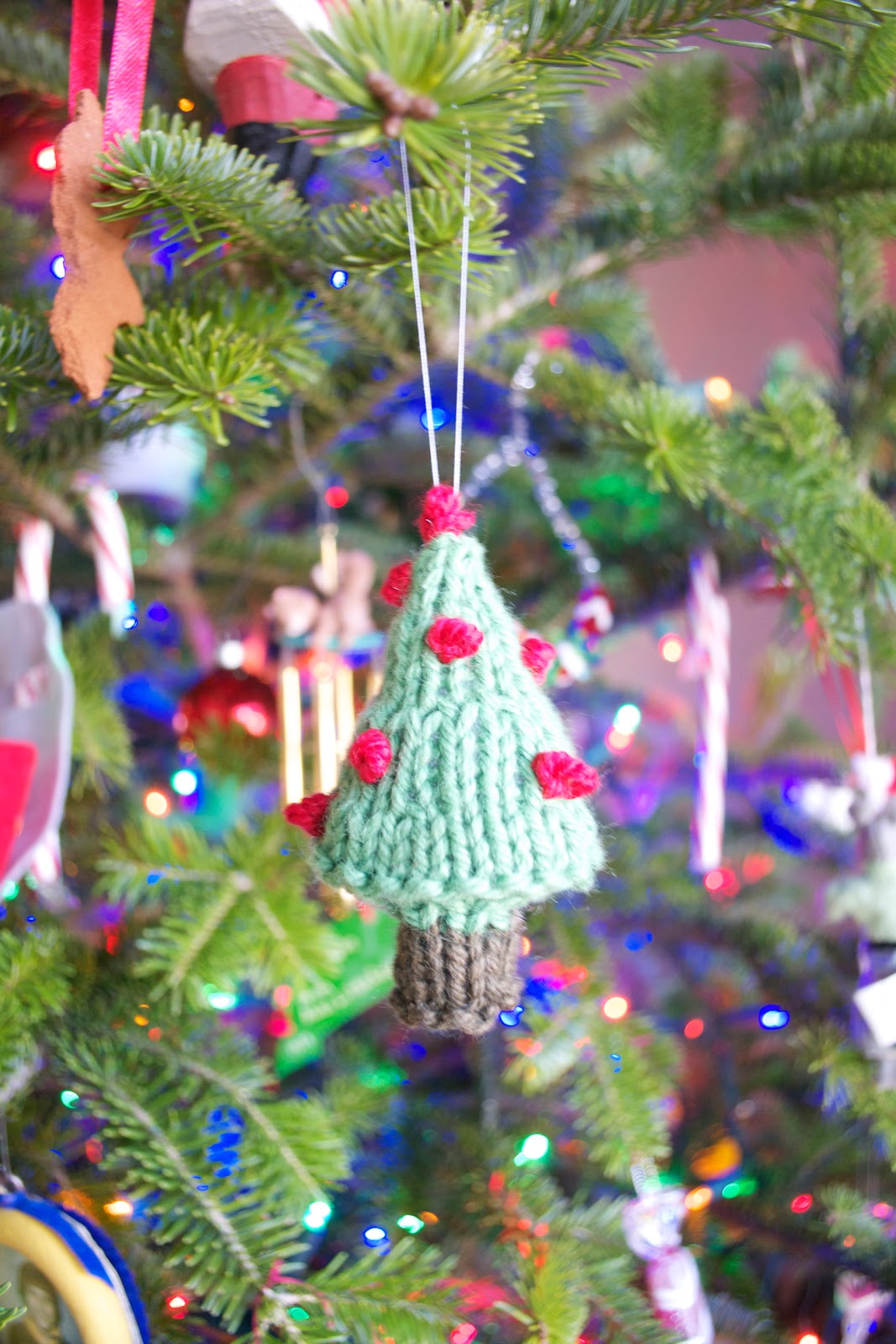 Susan B. Anderson: Tiny Tree - Pattern now available!