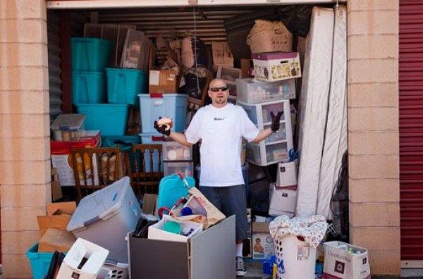 Portfolio of an Entertainment Blogger - Chuck G.: Storage Wars ...