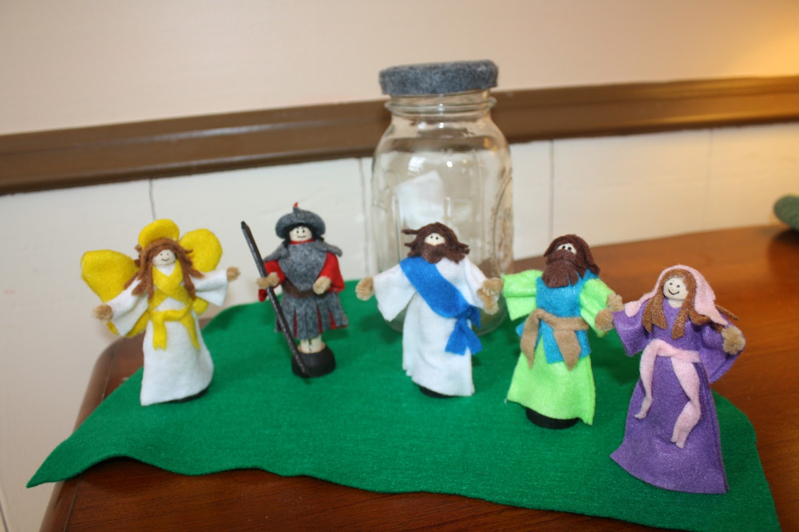 Swan Bay Family: Friday for Kids: Godly Play Easter Playset