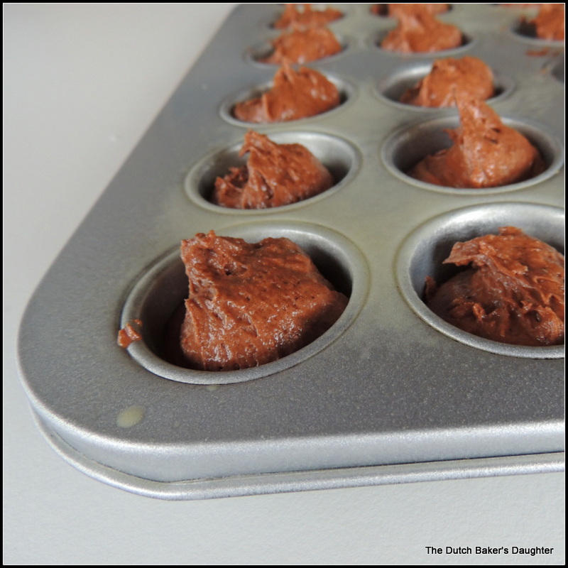 The Dutch Baker's Daughter: Minty Brownie Bites