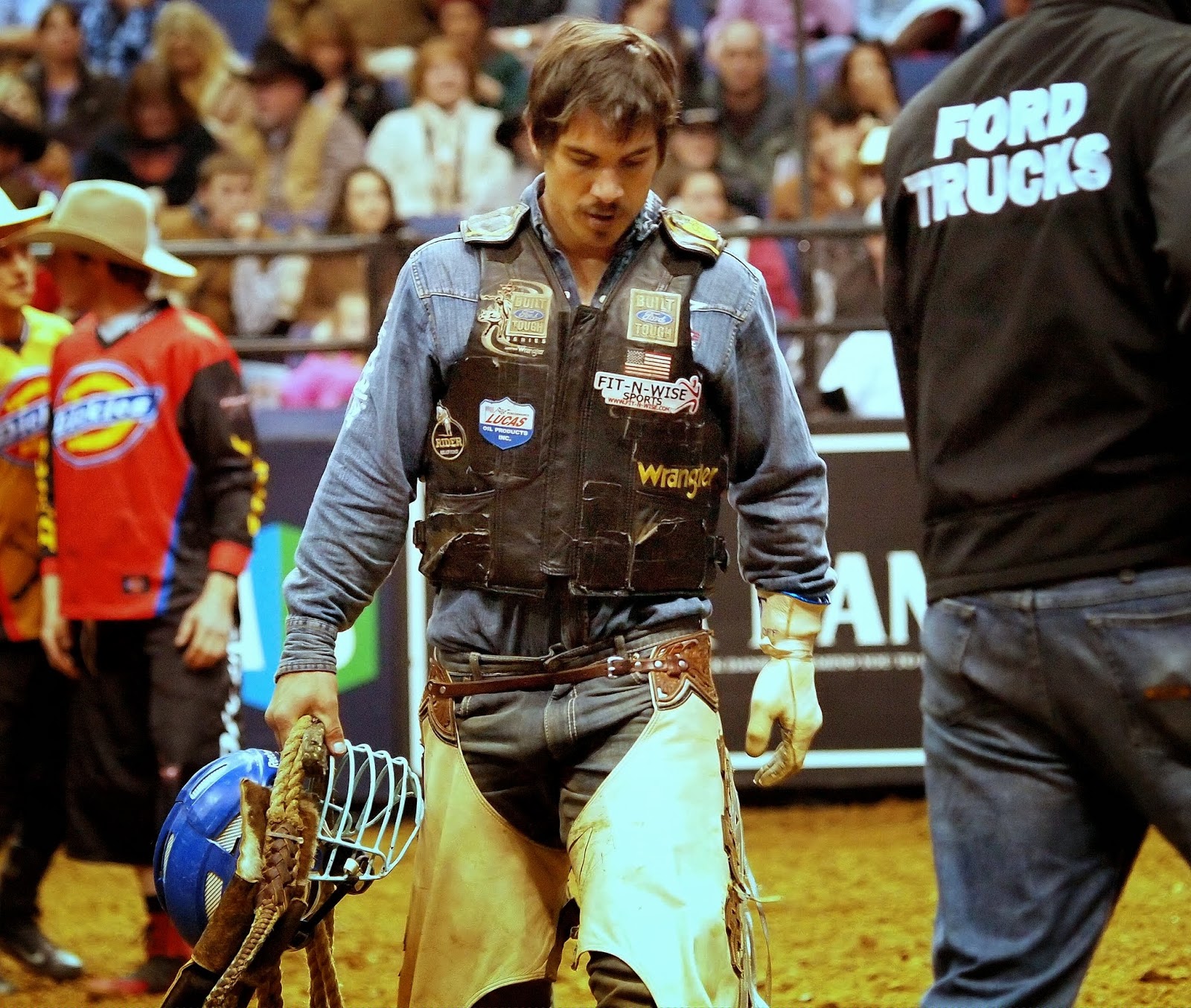 SmithPRO LLC: PBR World Champion Mike Lee