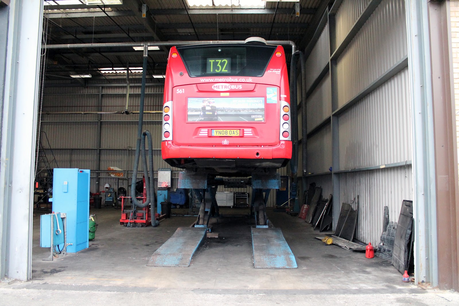 The Circle of London : Metrobus Croydon Garage [C]