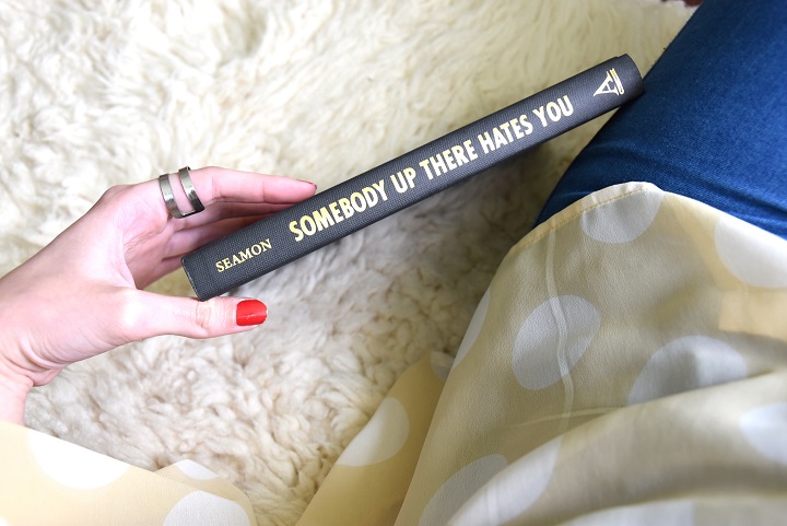 Somebody Up There Hates You von Hollis Seamon | little words ...