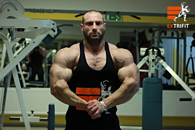 Muscle Lover: June 2015