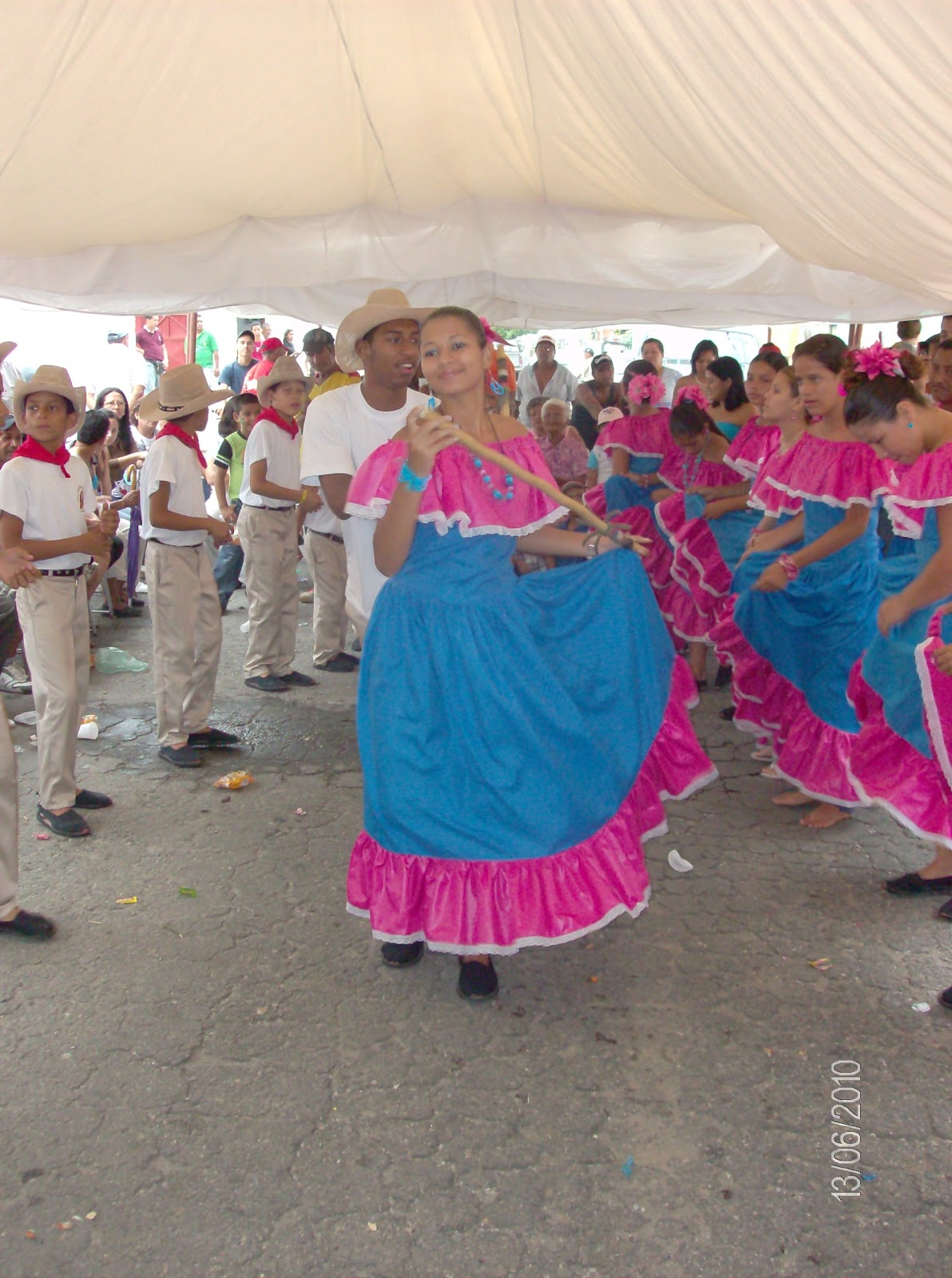 LAS DANZAS Y BAILES TRADICIONALES DE YARACUY: LAS DANZAS Y BAILES ...