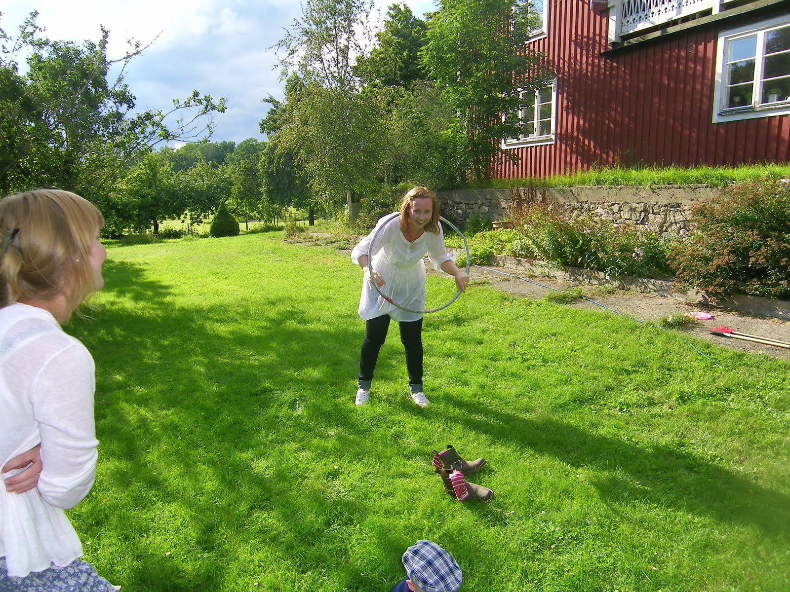 Utan mig går ni under: Lika barn leka bäst