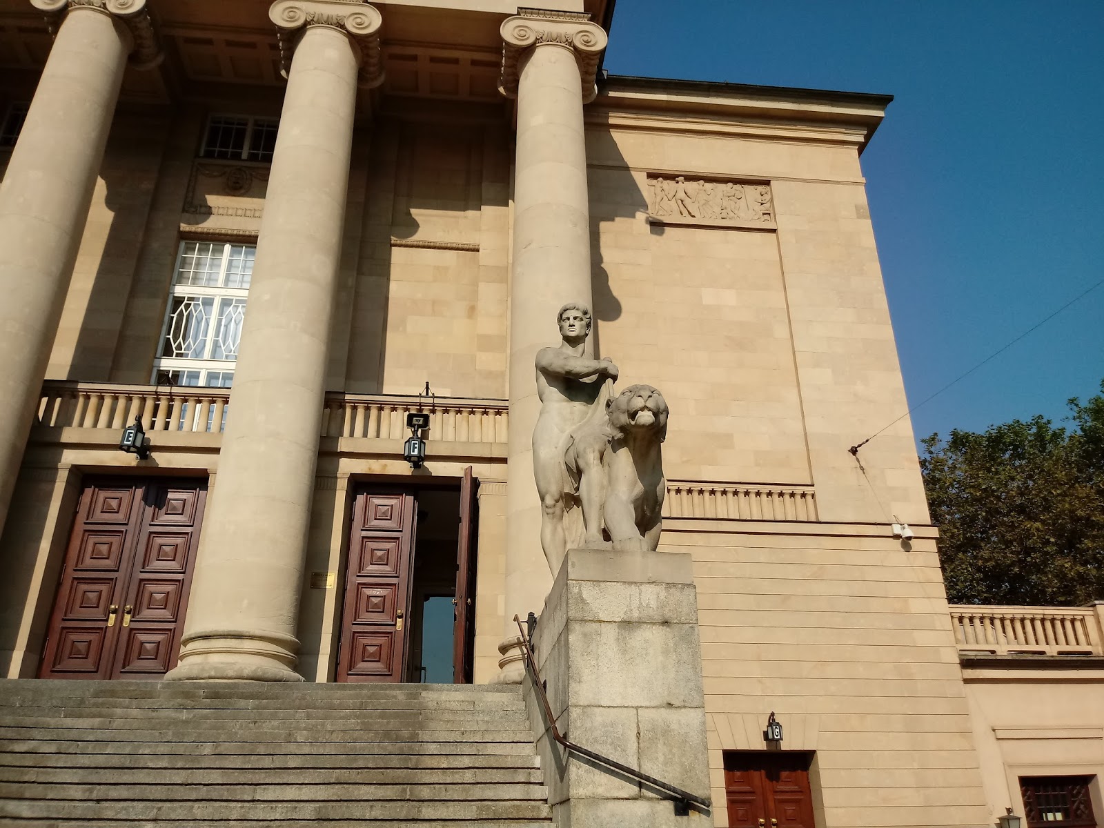 Poznań obiektywnie zapisany: Opera poznańska, czyli Teatr Wielki im ...