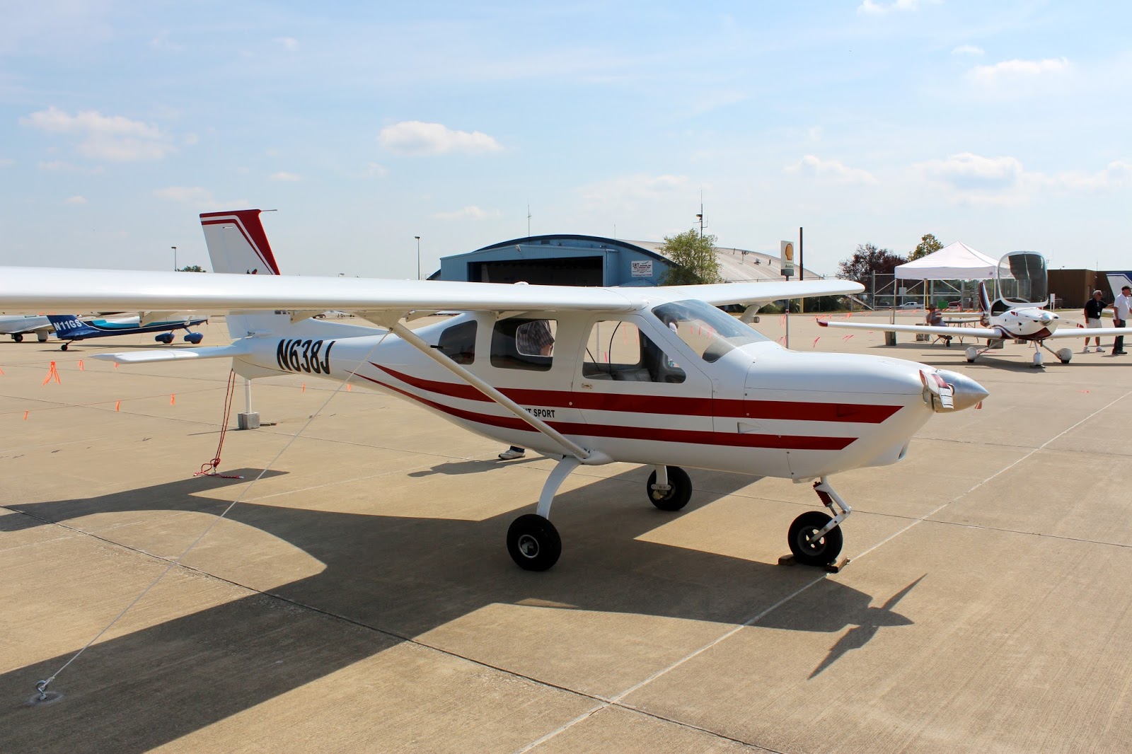 The Aero Experience: Variety of Light Sport Aircraft Displayed at Plane ...