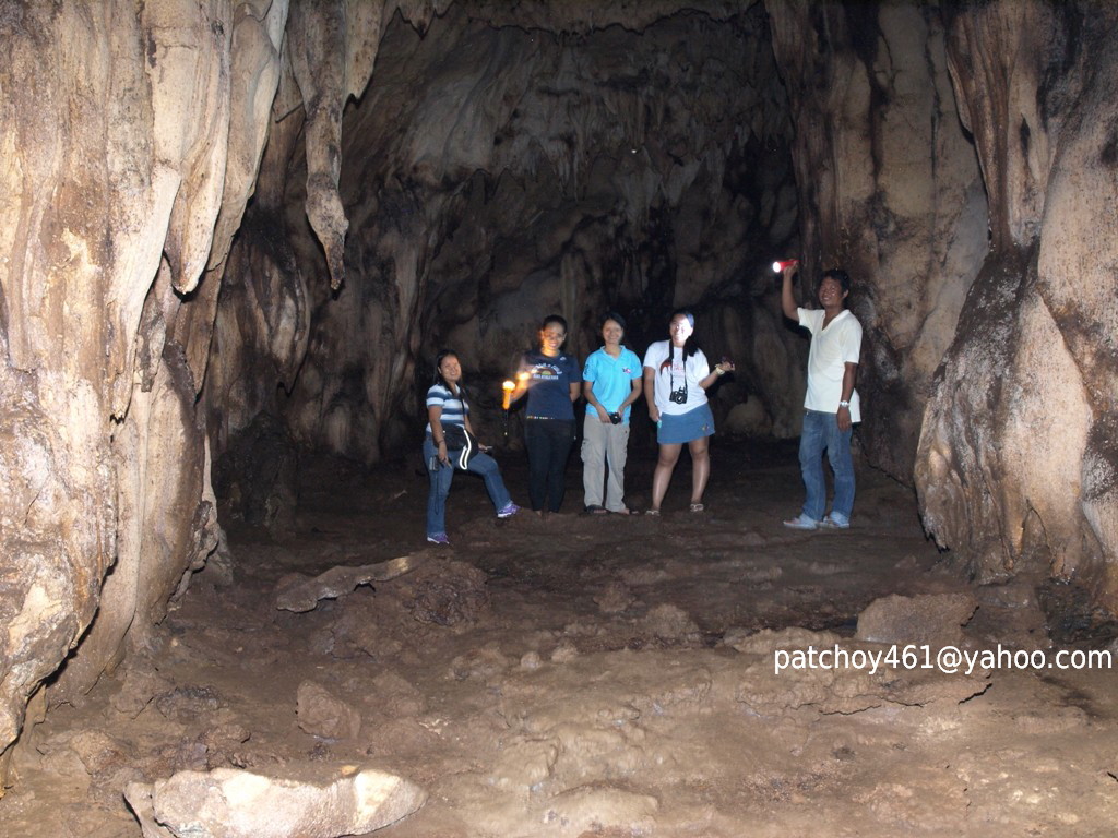 Adventures in Life: Hindang Cave: Creepy but Beautiful