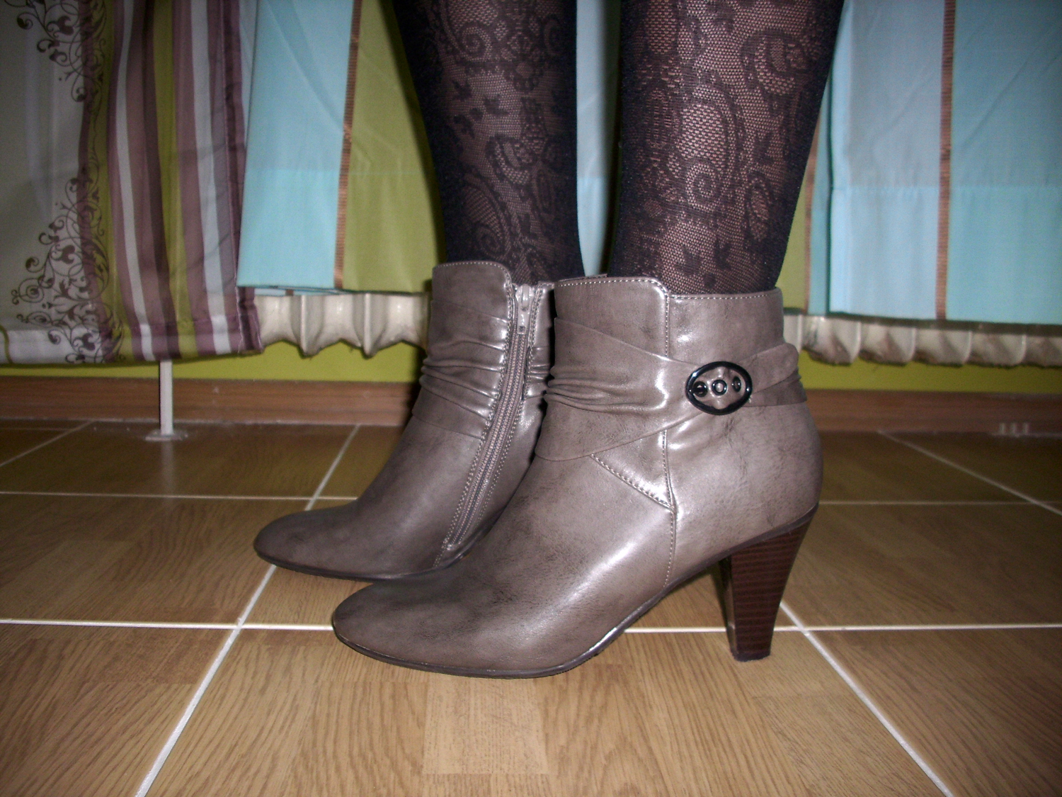 Alice's wardbrobe: Botine Deichmann Trio pret 65 lei